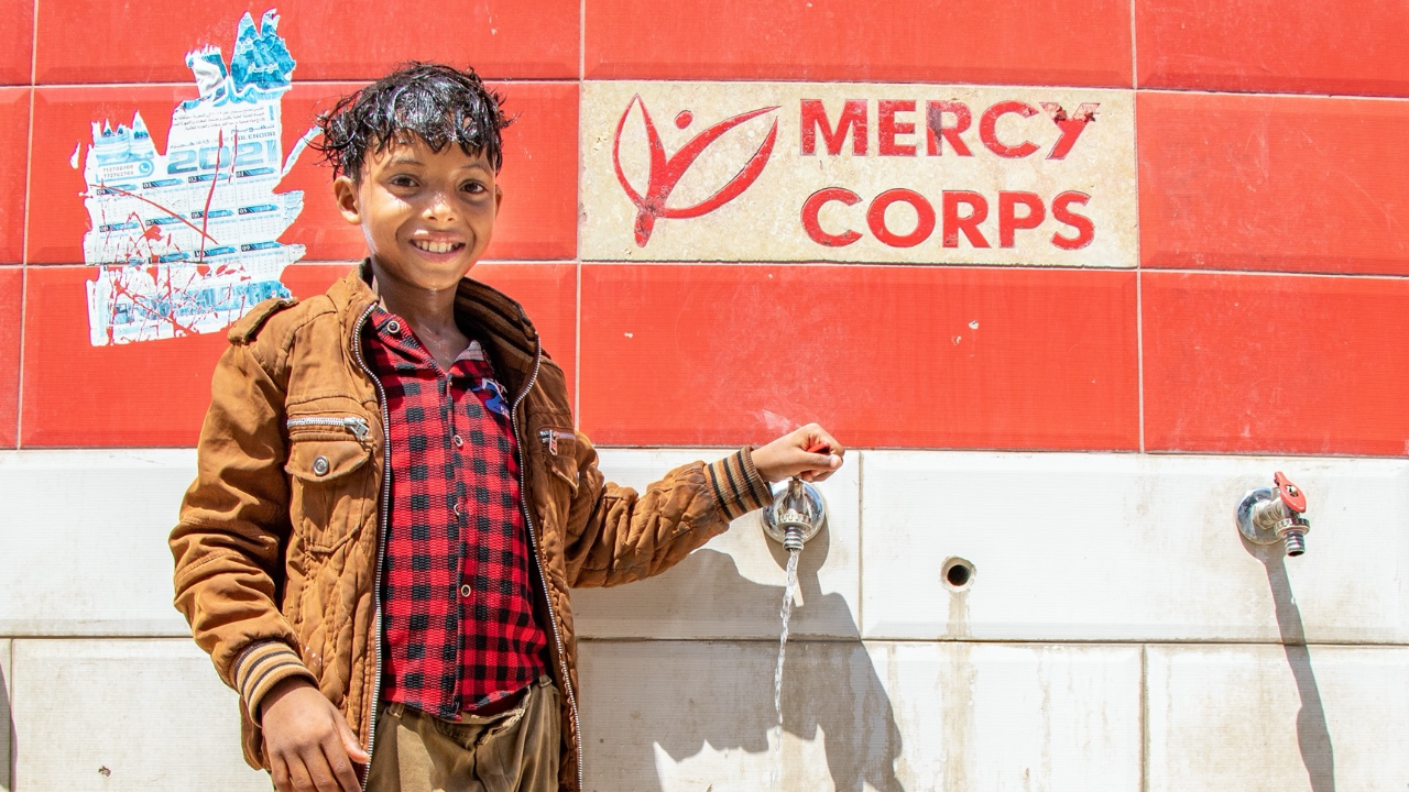 Donate to Mercy Corps | Help Vulnerable Familes - Mastercard | Mastercard